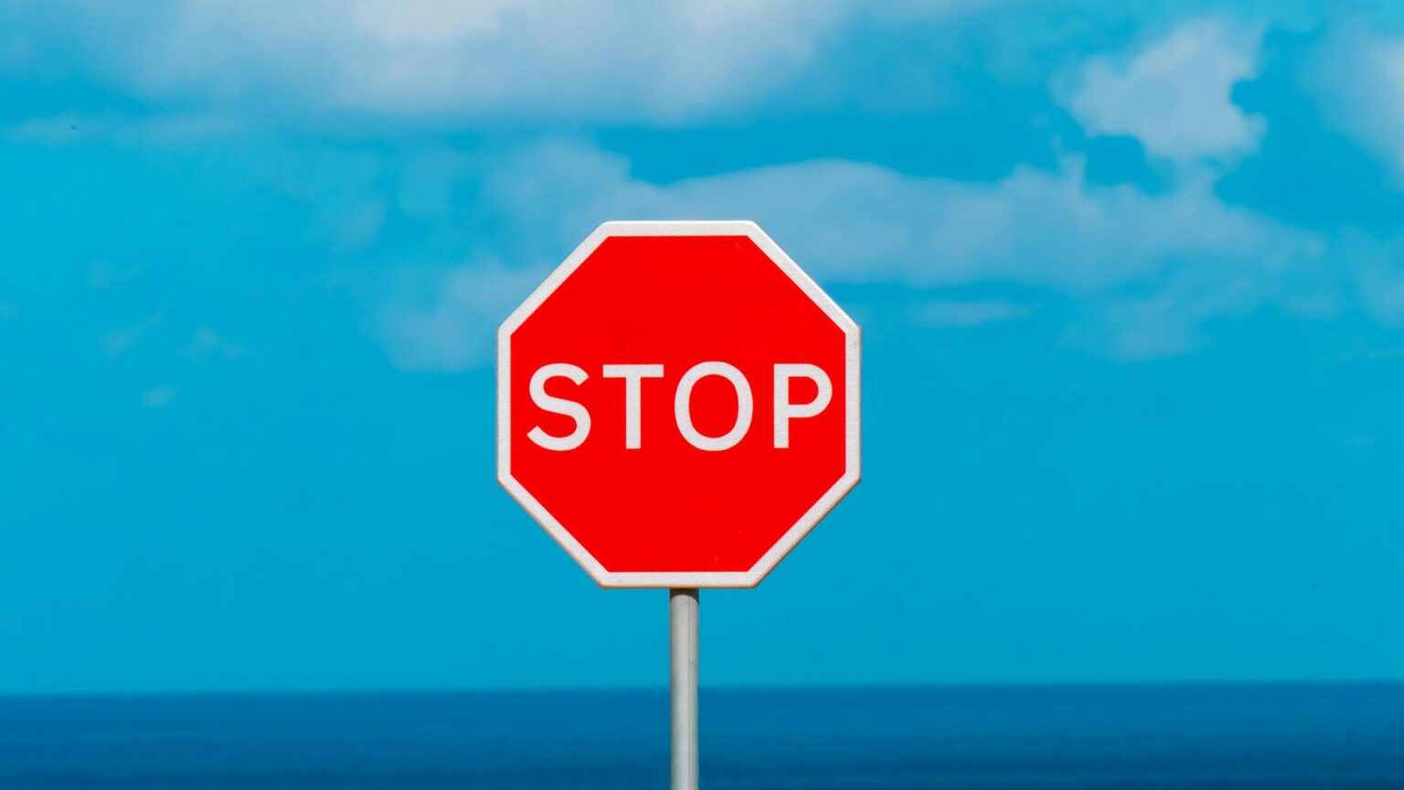 What Do Road Sign Colors Mean? A Complete Guide For Safe Driving ...