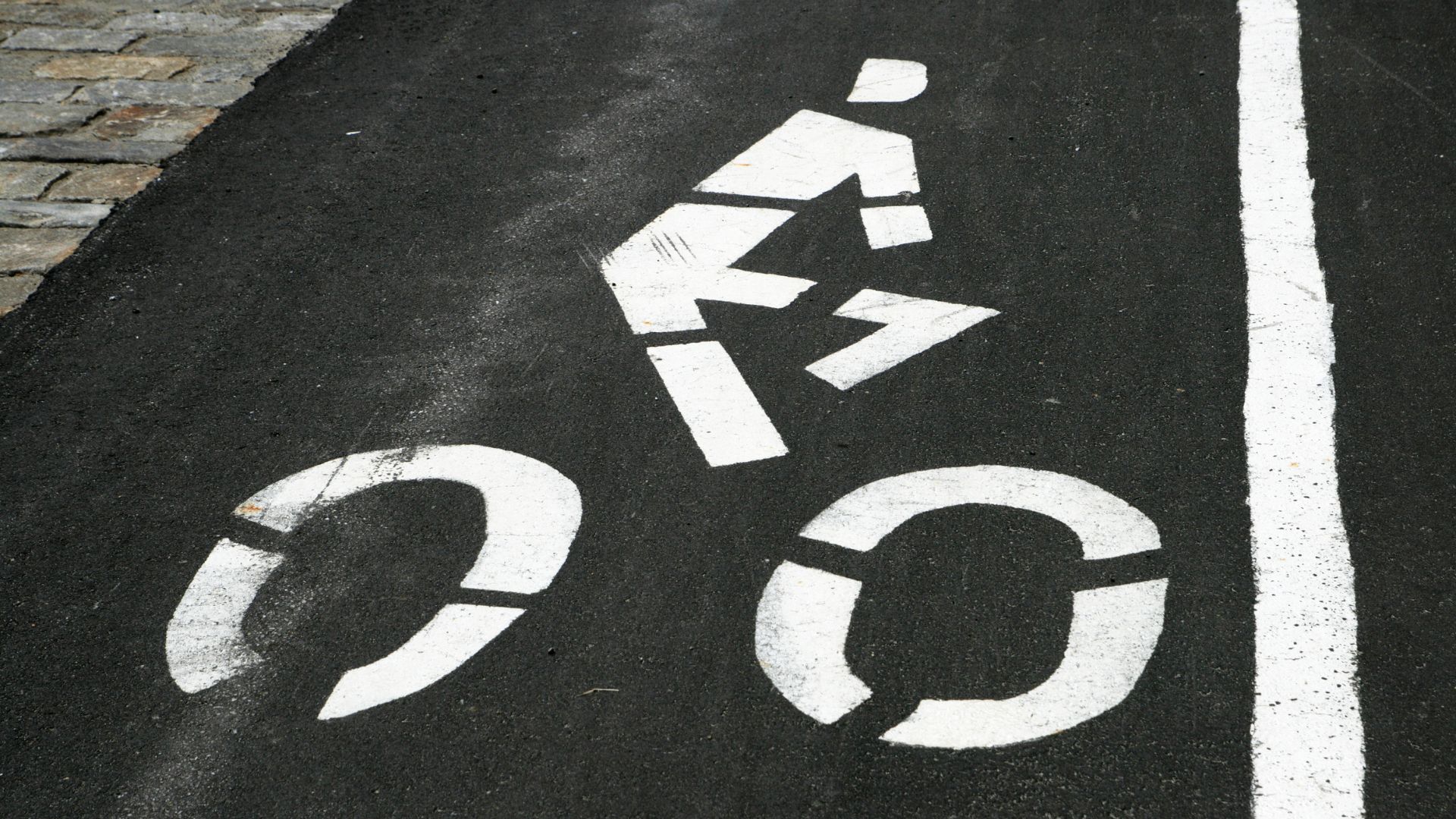 5 Ways Custom Traffic Stencils Improve Parking Lots and Roads in ...